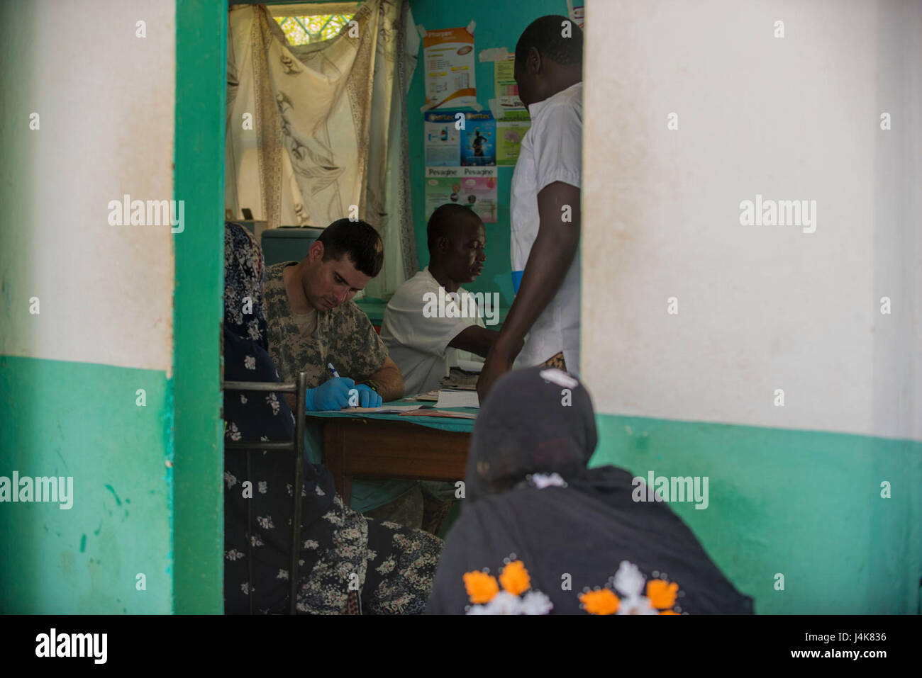 Chadian and U.S. Army medical personnel conduct Medical Readiness ...