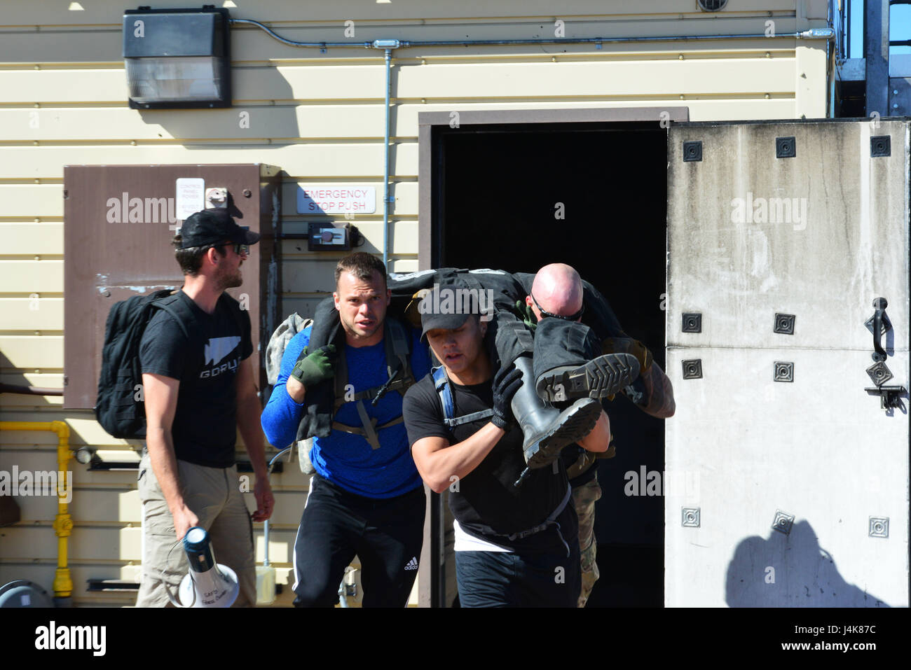 Schriever building hi-res stock photography and images - Alamy