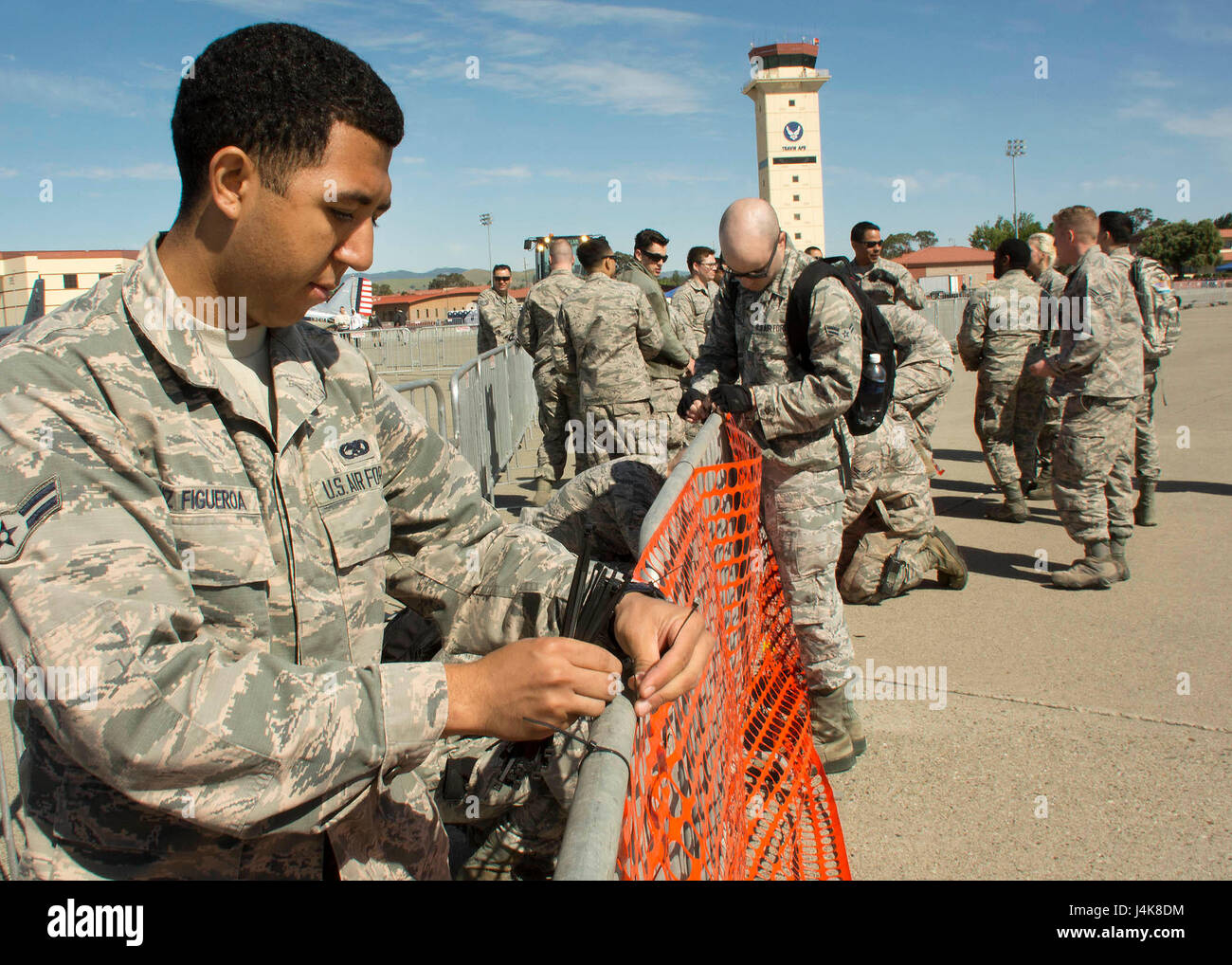 860th aircraft maintenance squadron hi-res stock photography and images ...