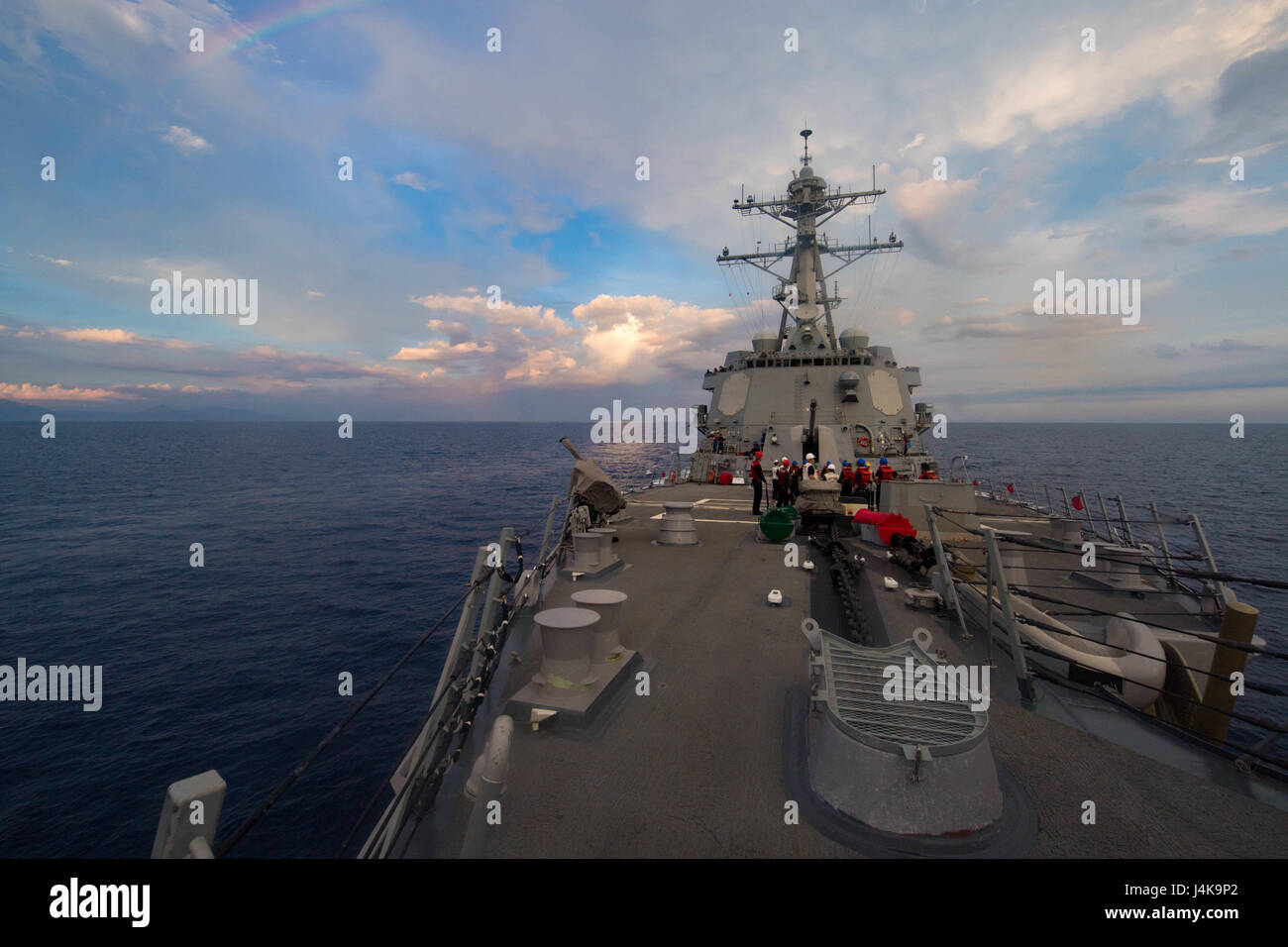 Arleigh Burke-class destroyer USS Dewey (DDG 105) transits the South ...