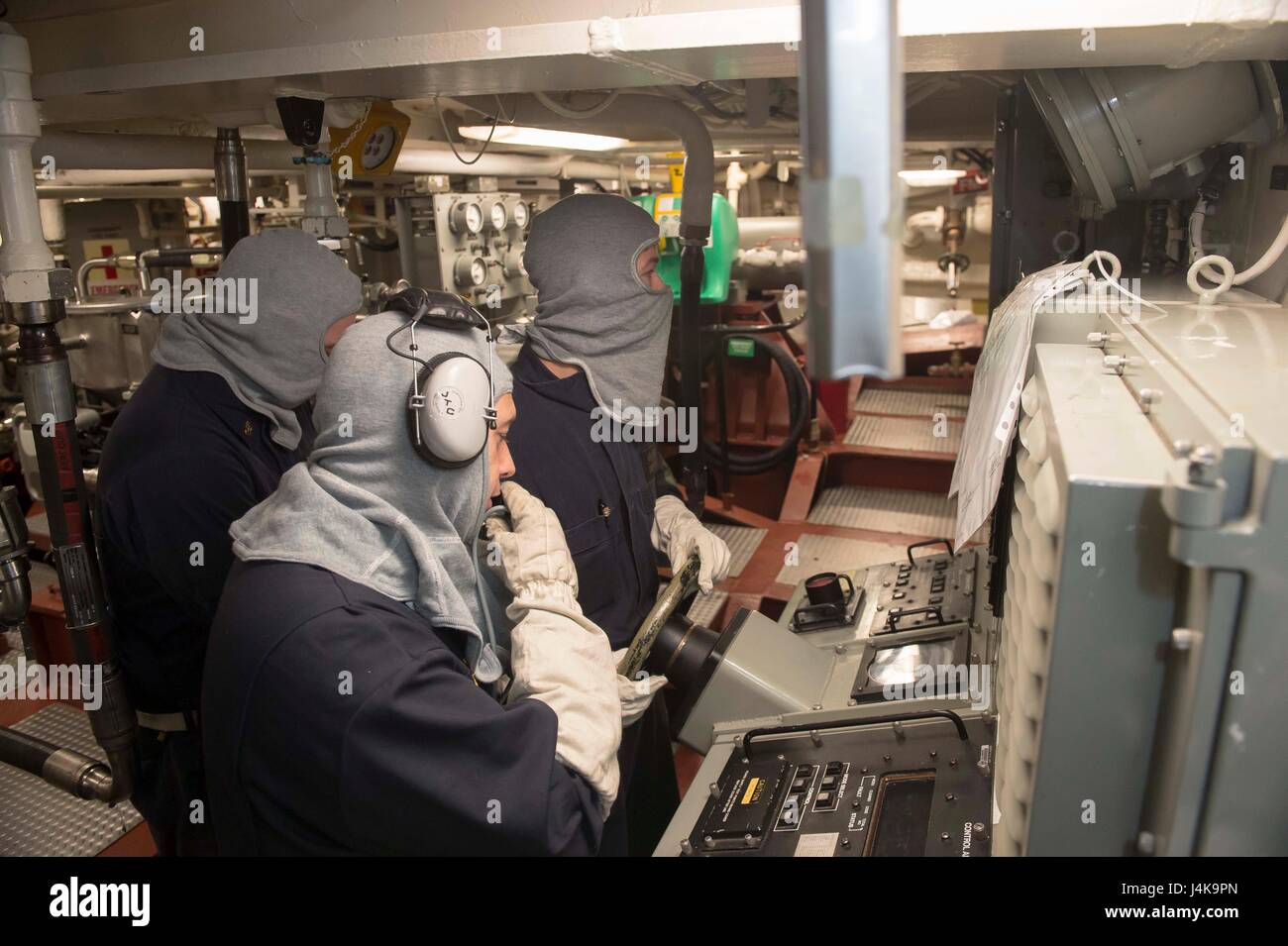 General quarters trai hi-res stock photography and images - Alamy