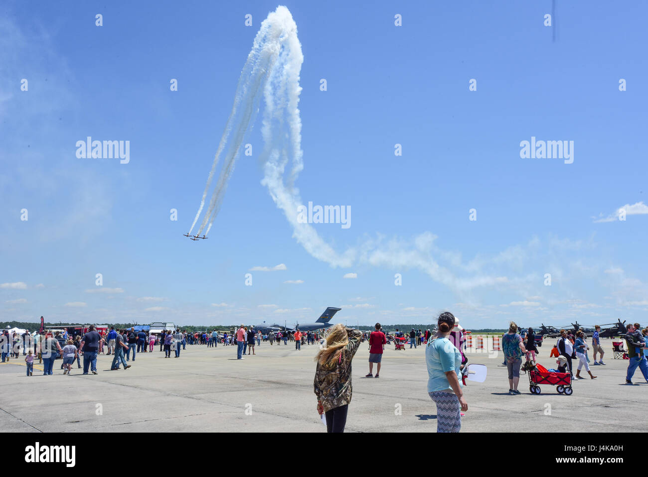 The Aeroshell aerobatic team performs the South Carolina National Guard ...