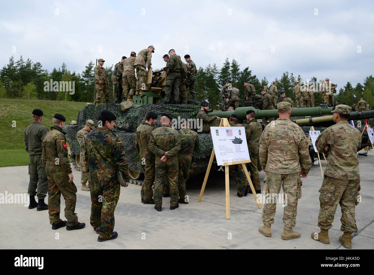 Soldiers from all nations participating in the Strong Europe Tank ...