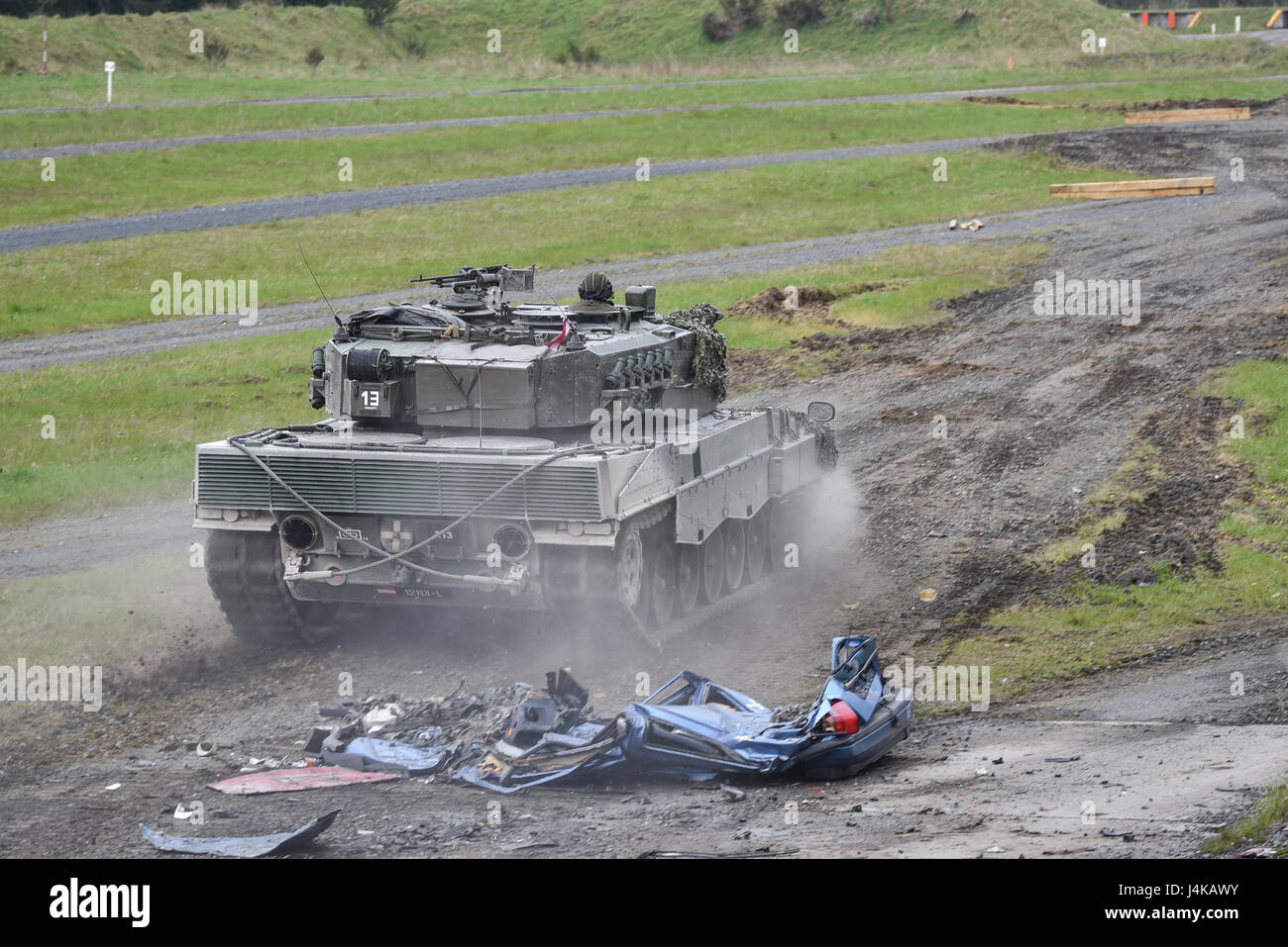 An Austrian Leopard 2A4 tank, belonging to the Bundesheer platoon ...