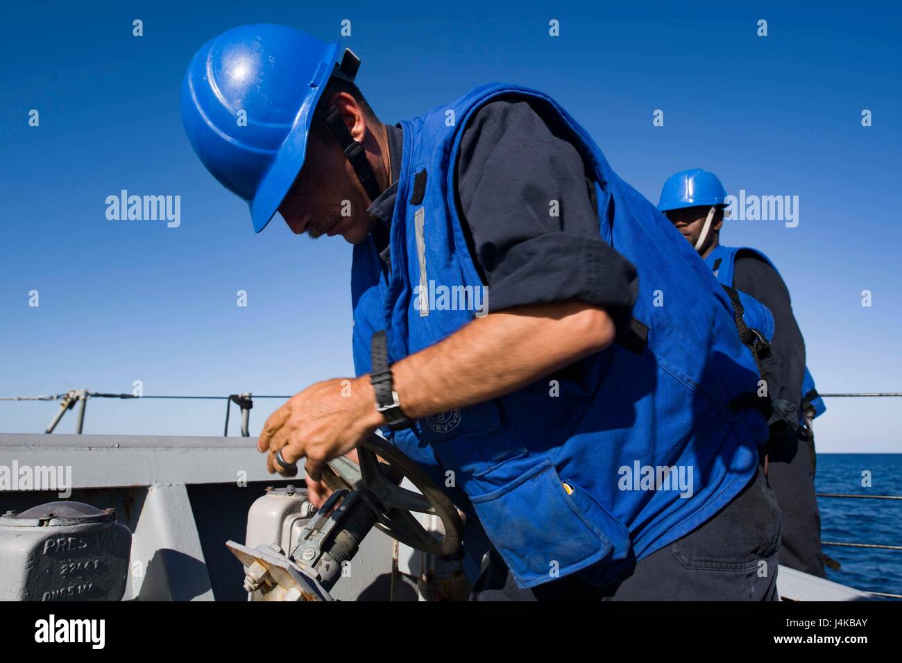 Uss zephyr hi-res stock photography and images - Alamy
