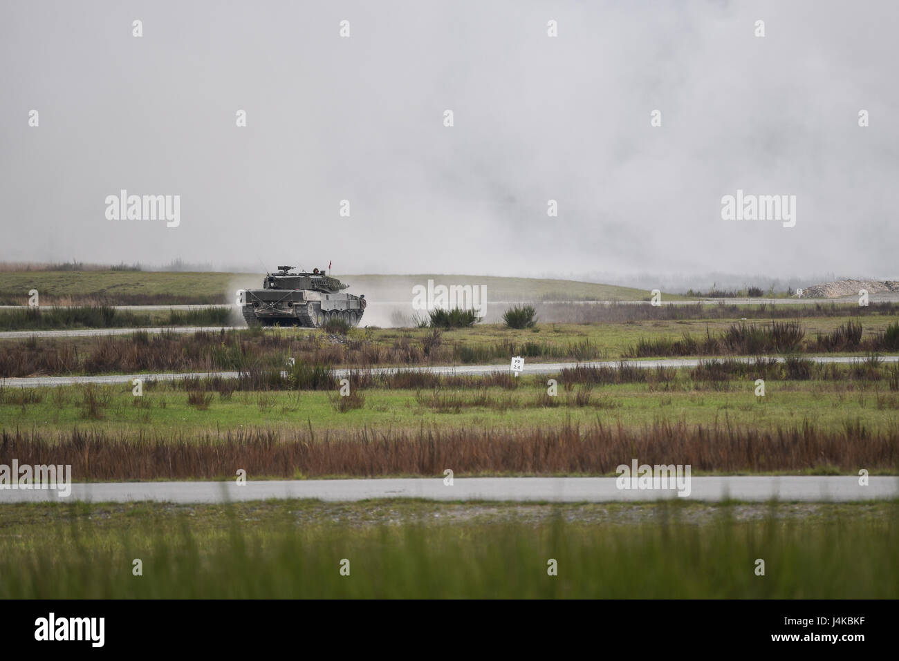 Austrian Leopard 2A4 tanks crews conduct the Offensive Operation lane ...