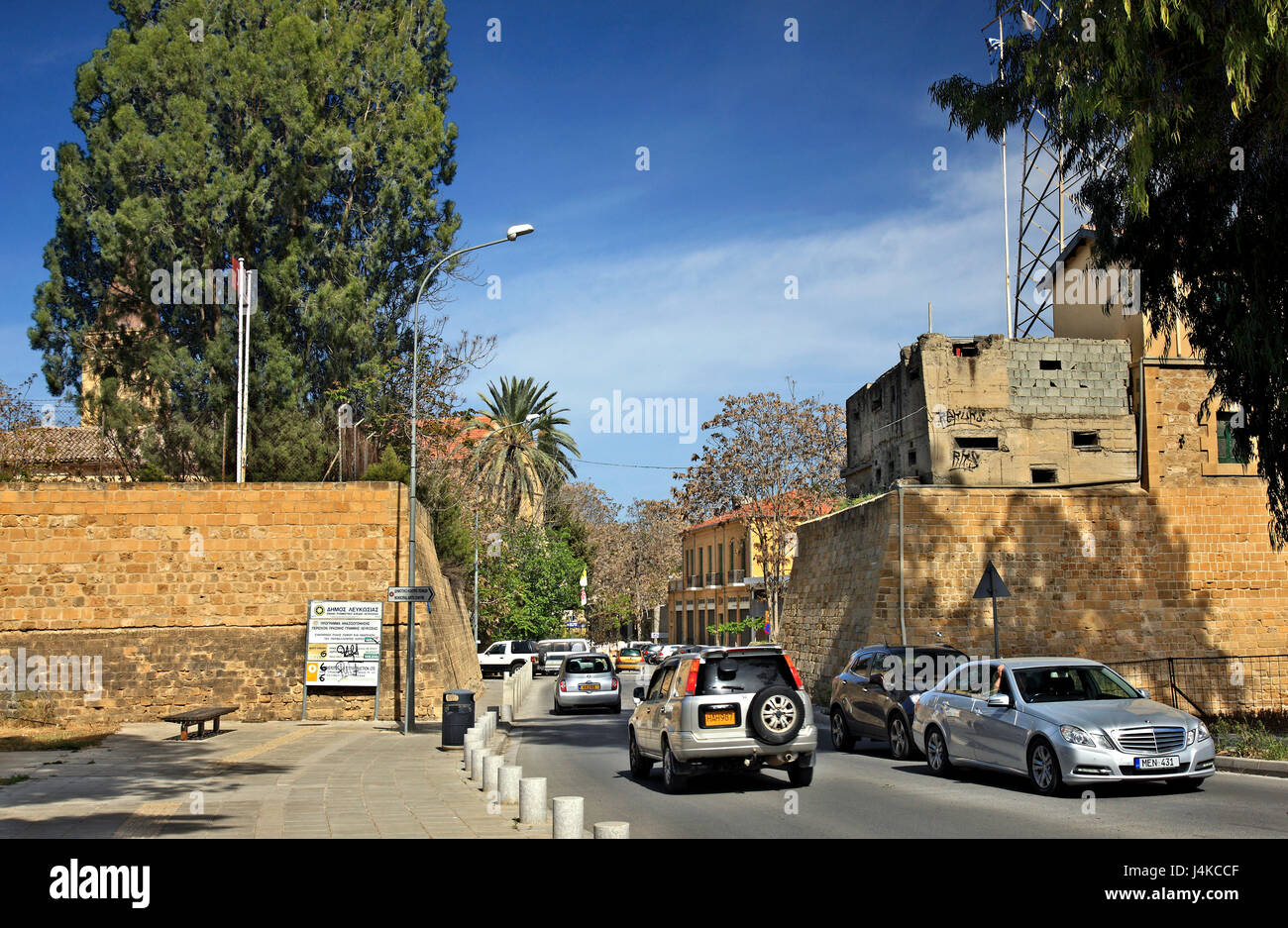 Cyprus nicosia wall green line hi-res stock photography and images - Alamy