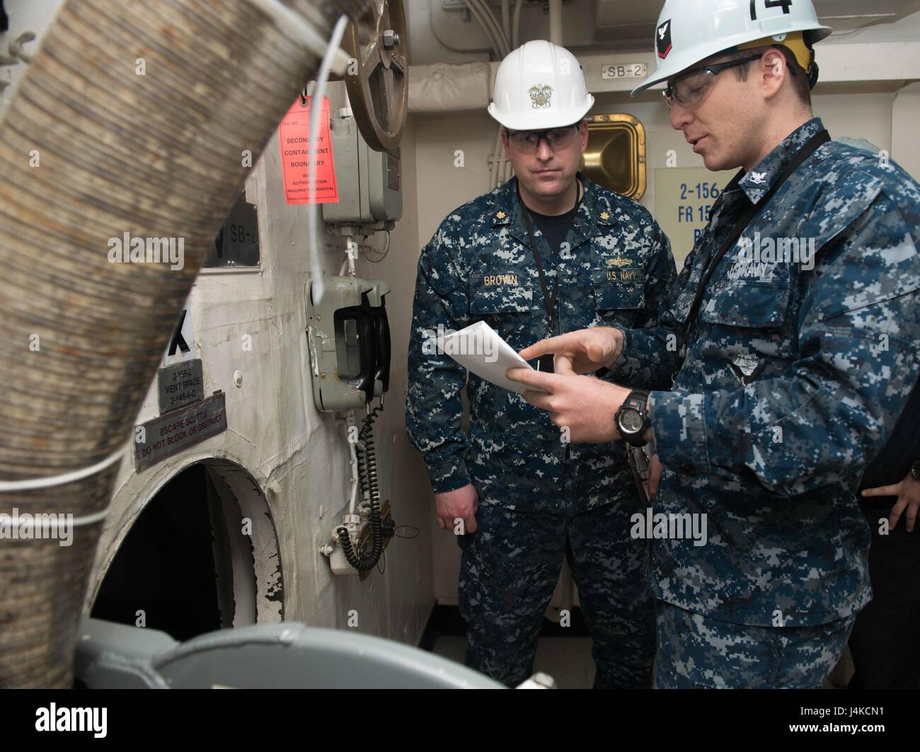 Correctly checks hi-res stock photography and images - Alamy