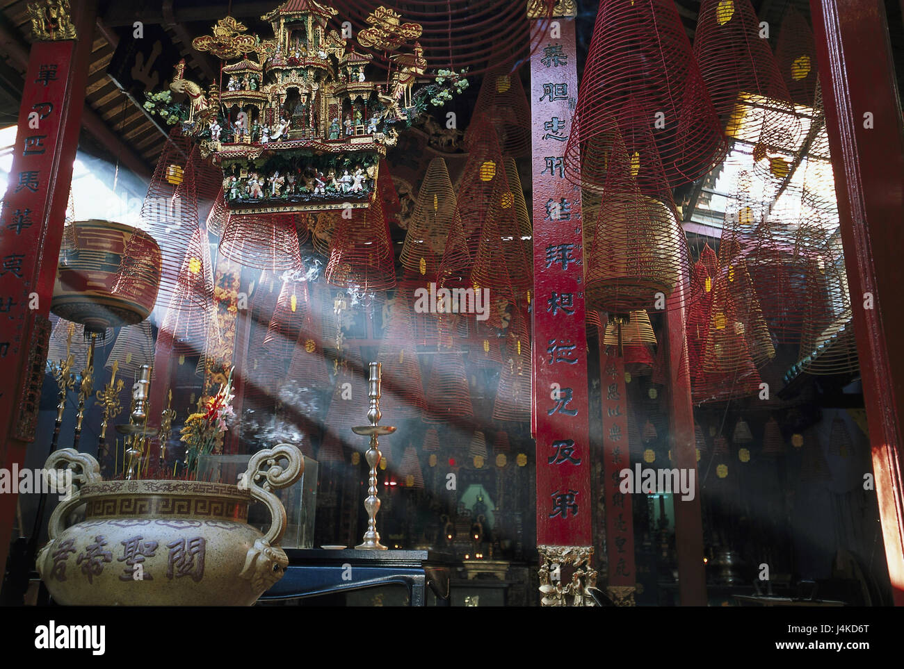 Vietnam, Mekong delta, Can Tho, pagoda, inside South-East Asia ...