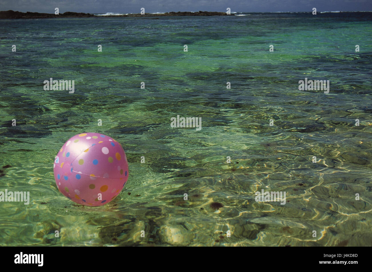 Lake, water, beach-ball, brightly object photography, waters, ball ...