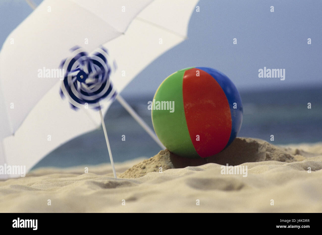 Sea, beach, sunshade, beach-ball still life, object photography, summer ...