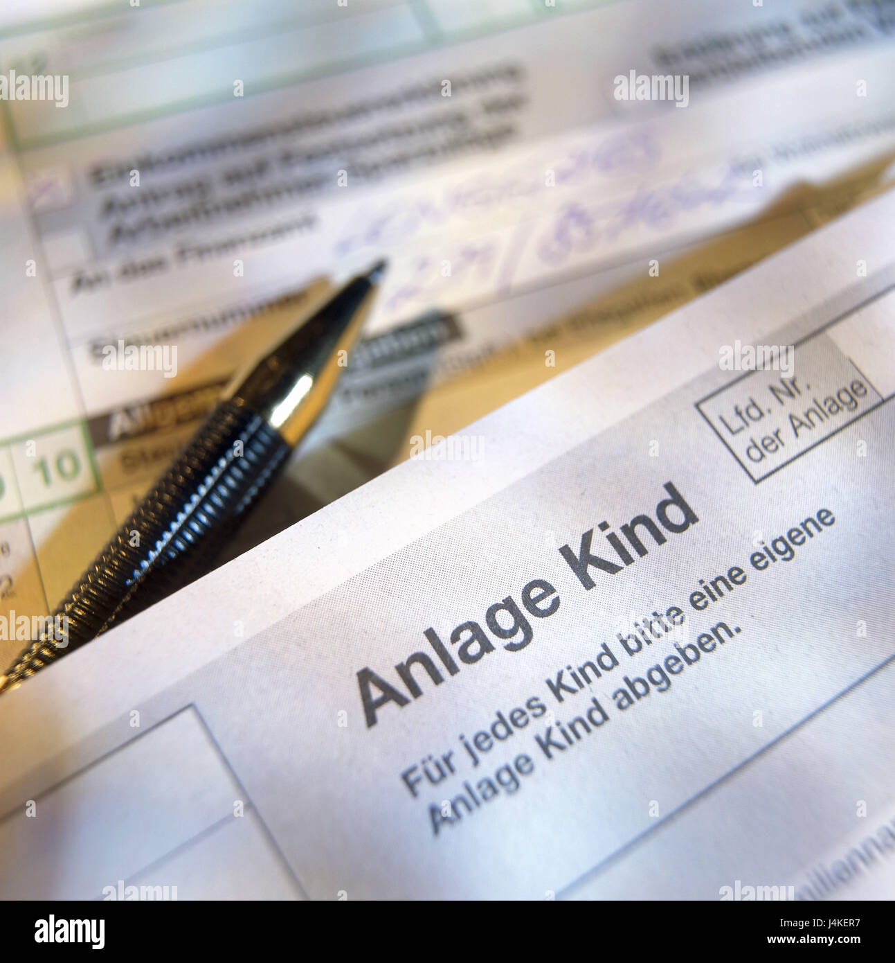 Tax return, attachment Child, Pen, Detail, Blur documents, documents ...