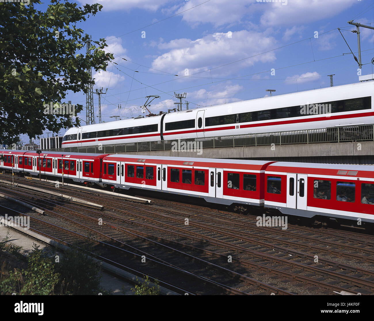 Railway station, trains, detail only editorially! Germany, Hamburg ...