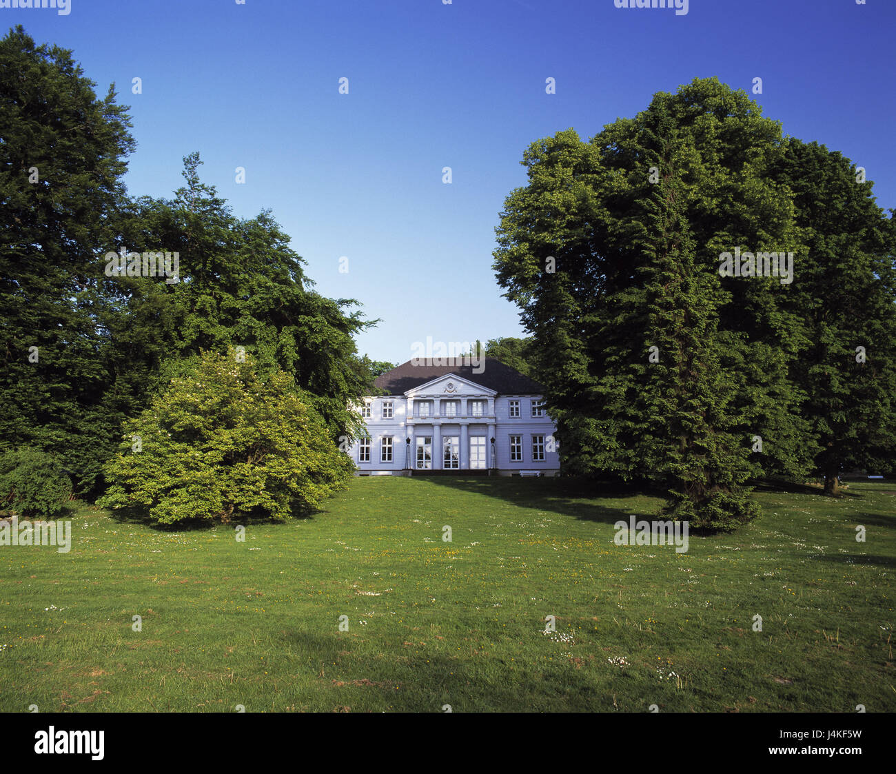 Germany, Lower Saxony, bath Nominal village, Health resort park ...