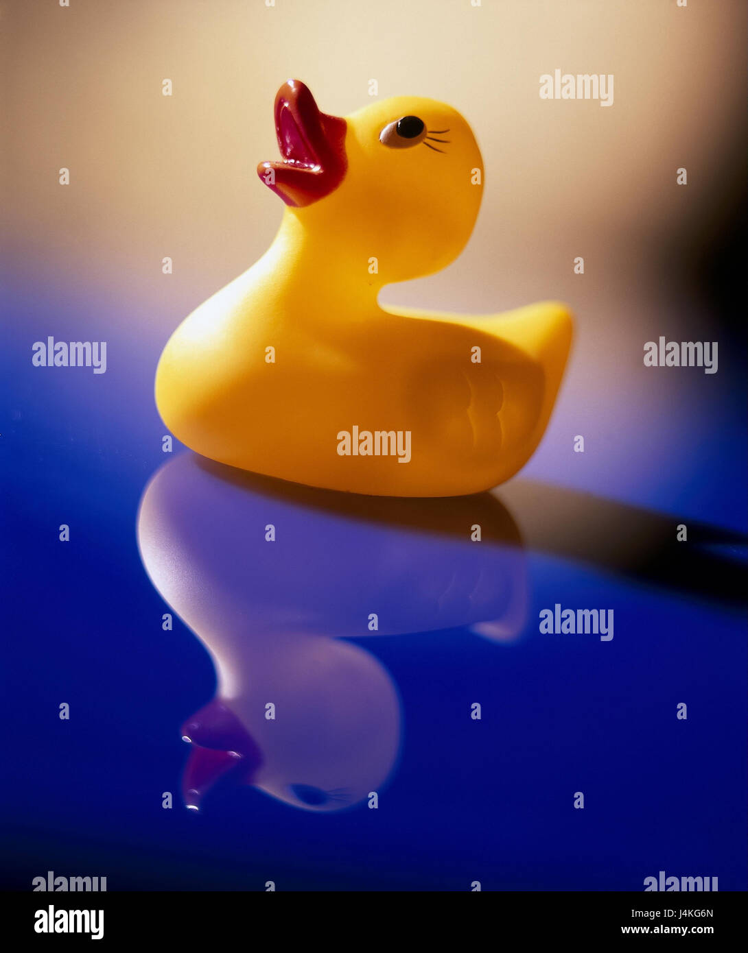 Plastic duck, yellow, mirroring elastic duck, duck, toys, Quietschente ...