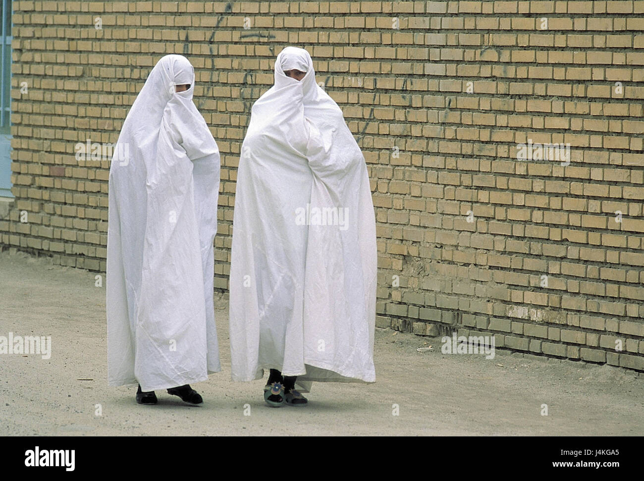 Traditionally iranian hi-res stock photography and images - Alamy