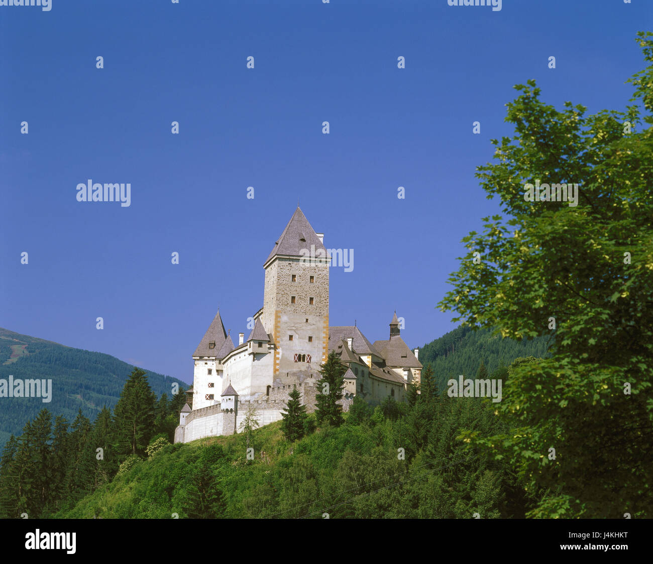 Austria, Lungau, castle Moosham Europe, valley scenery, building ...