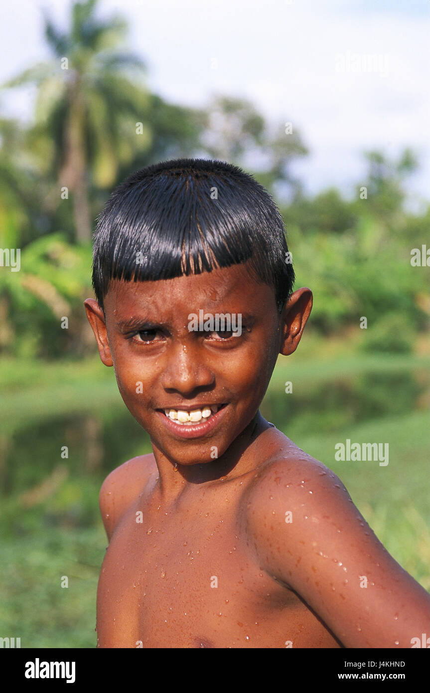 Sri Lanka, boy, smile, portrait no model release! South Asia, island ...