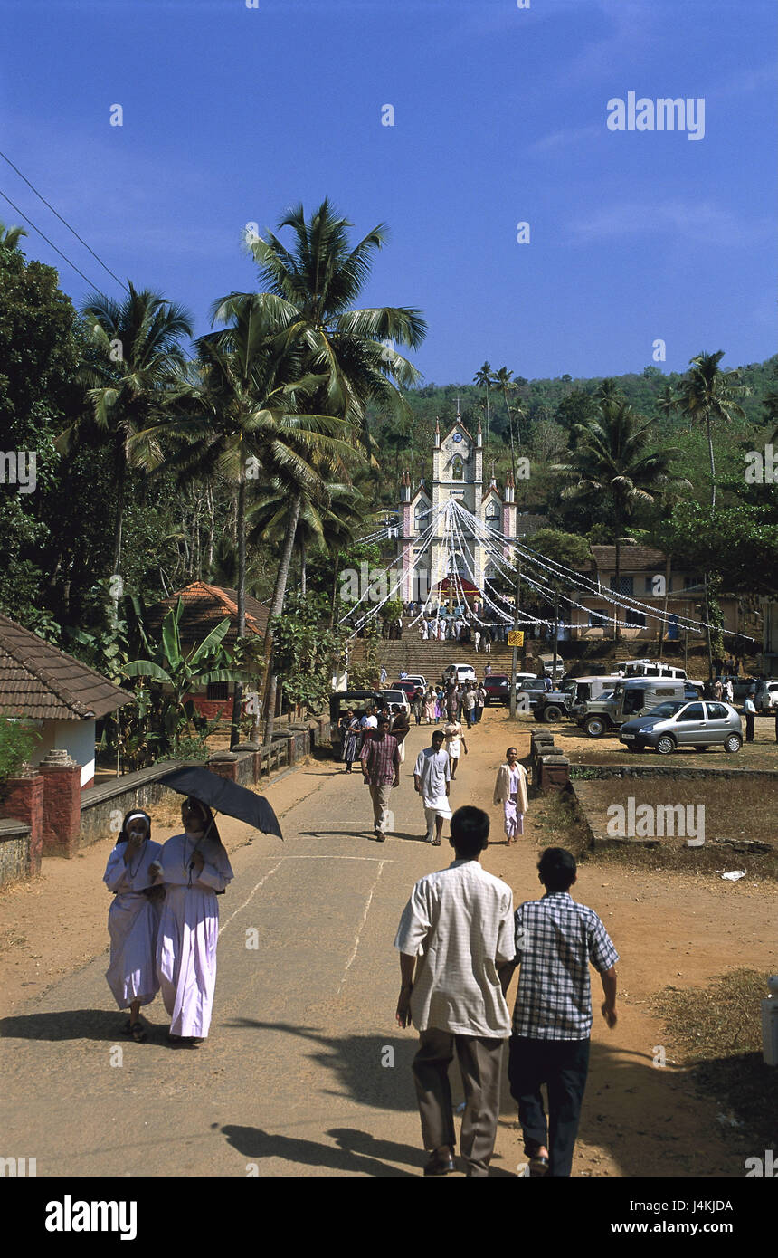 India, Kerala, church, street, passer-by Asia, South Asia, Hindi Bharat ...