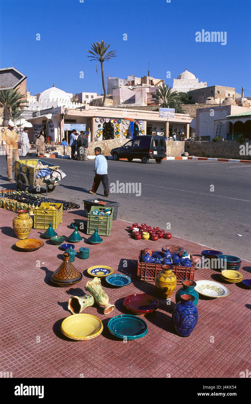 Safi morocco pottery hi-res stock photography and images - Alamy