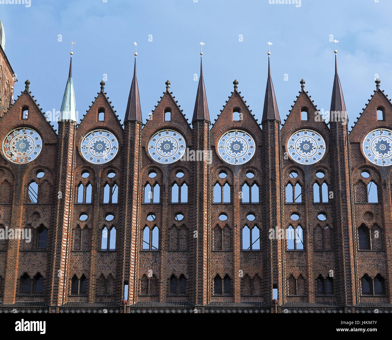 Germany, Mecklenburg-West Pomerania, Stralsund, city hall, gable ...