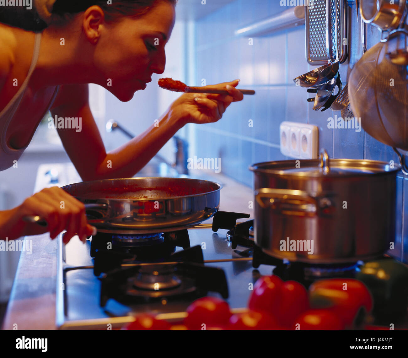 Cuisine, woman, young, cook, food, try household, food, meal ...