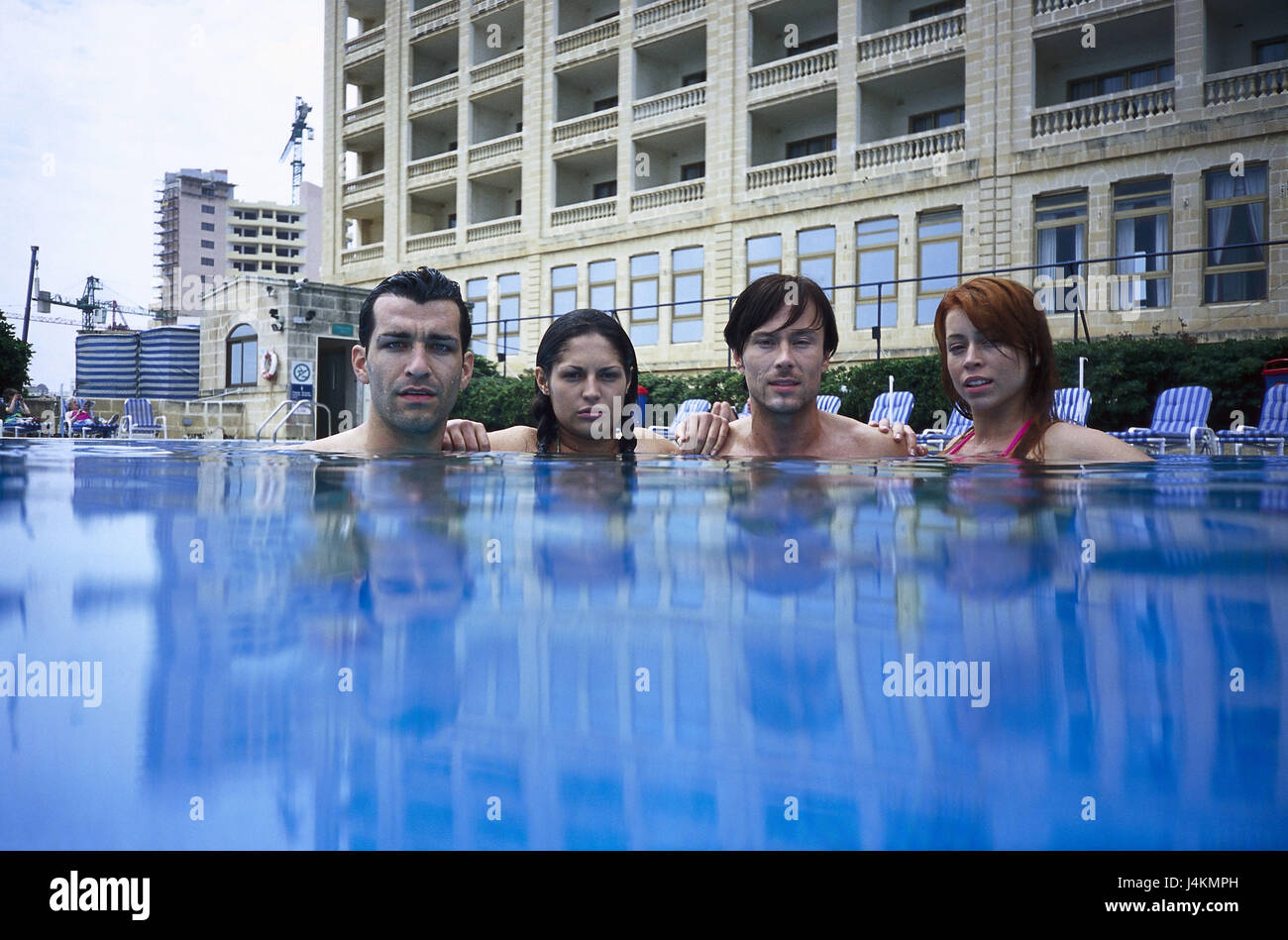 Pool, clique, seriously, have a bath, group picture, portrait , group ...