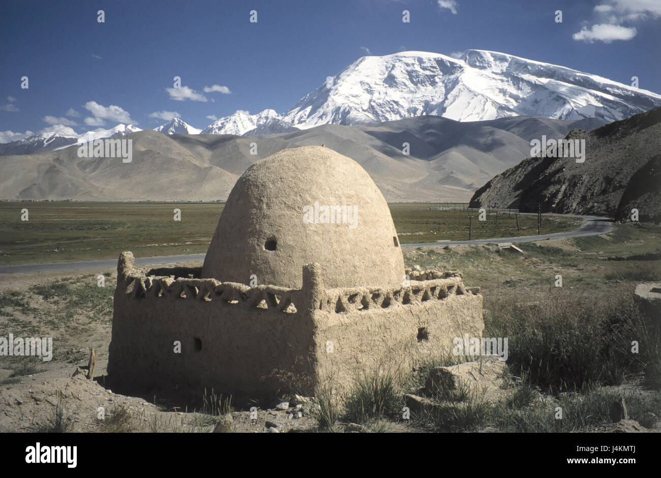 China, Sinkiang, Muztagata, 7546 m of Asia, Eastern Asia, island state ...