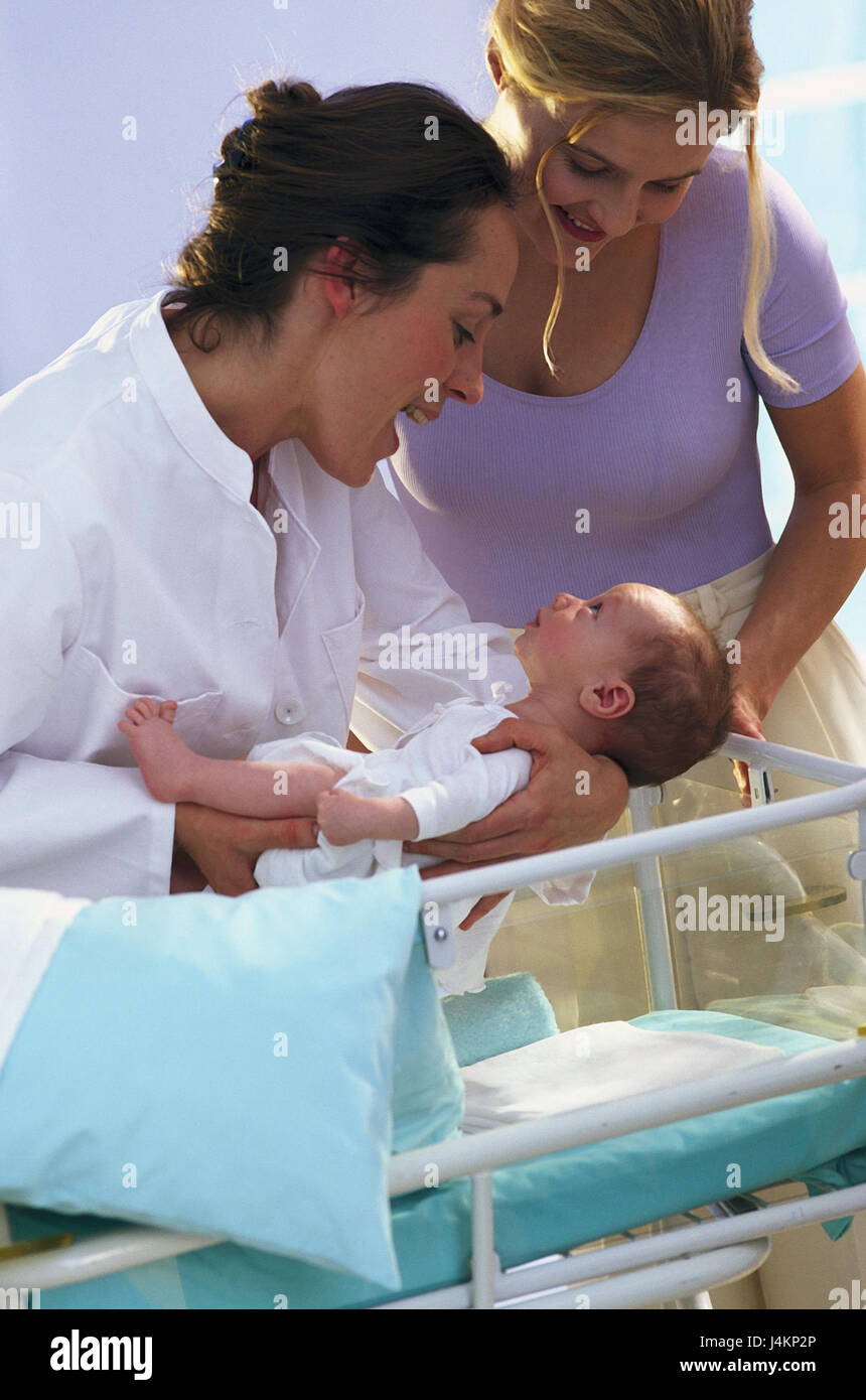 Hospital baby cot hi-res stock photography and images - Alamy