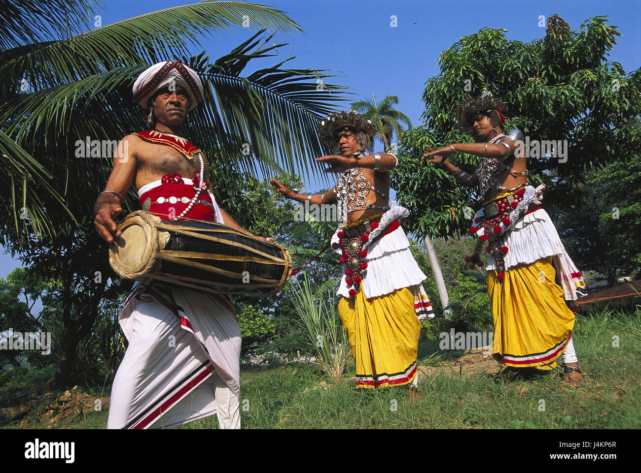 Sri lanka masks hi-res stock photography and images - Alamy