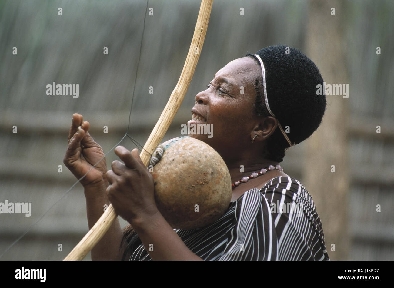 South Africa, Swaziland, Mantenga, singer, musical instrument, page ...