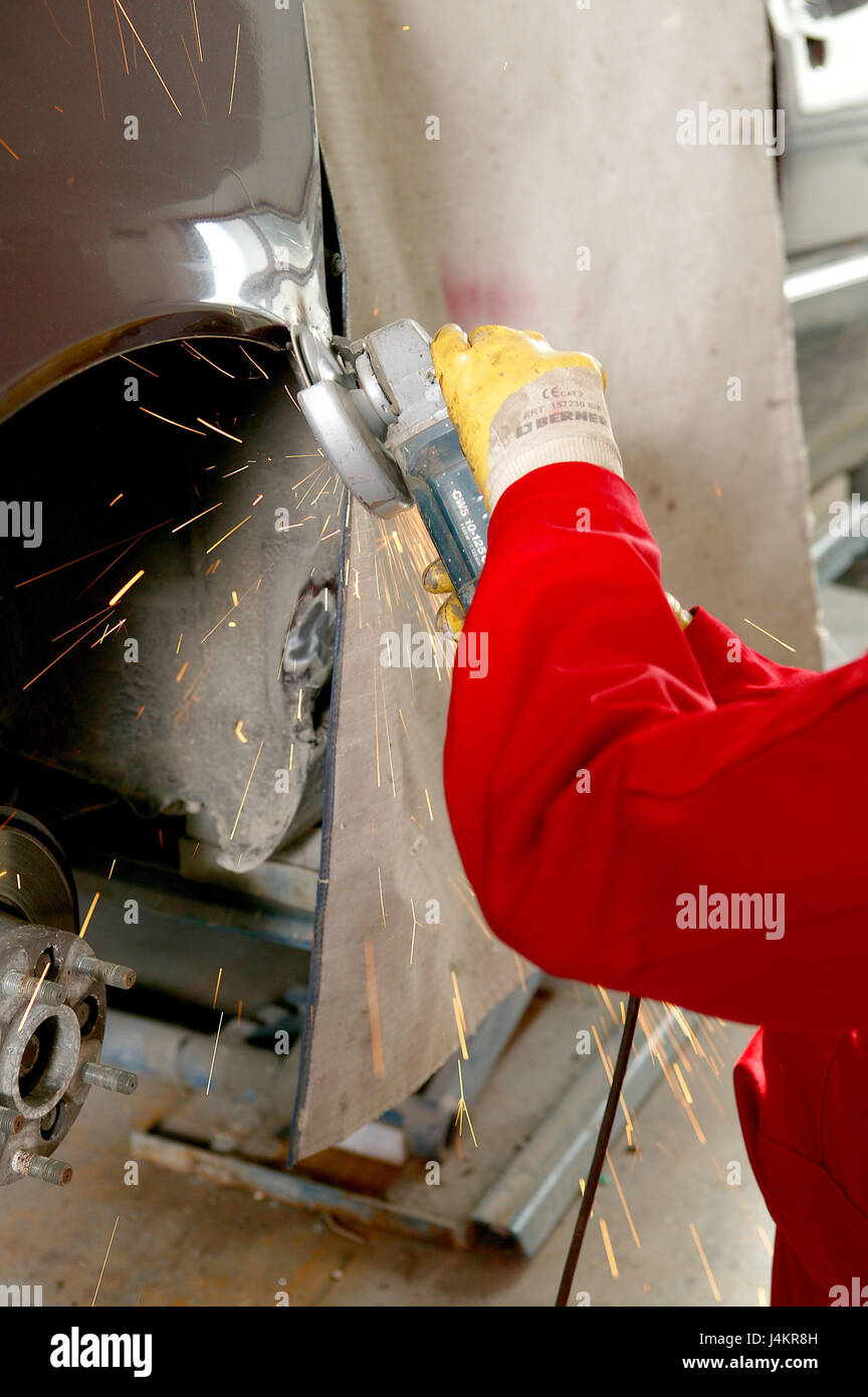 Panel beater hi-res stock photography and images - Alamy