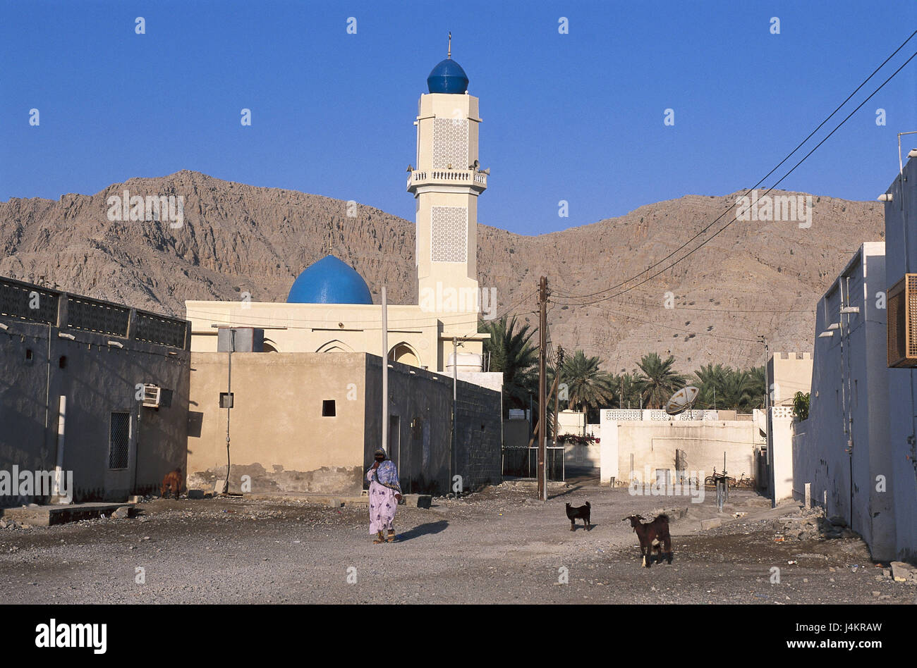 Oman, Musandam peninsula, Khasab, local view, street scene, mosque ...
