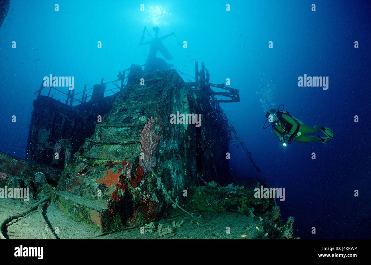 Diver, ship wreck, wreck diving Stock Photo - Alamy