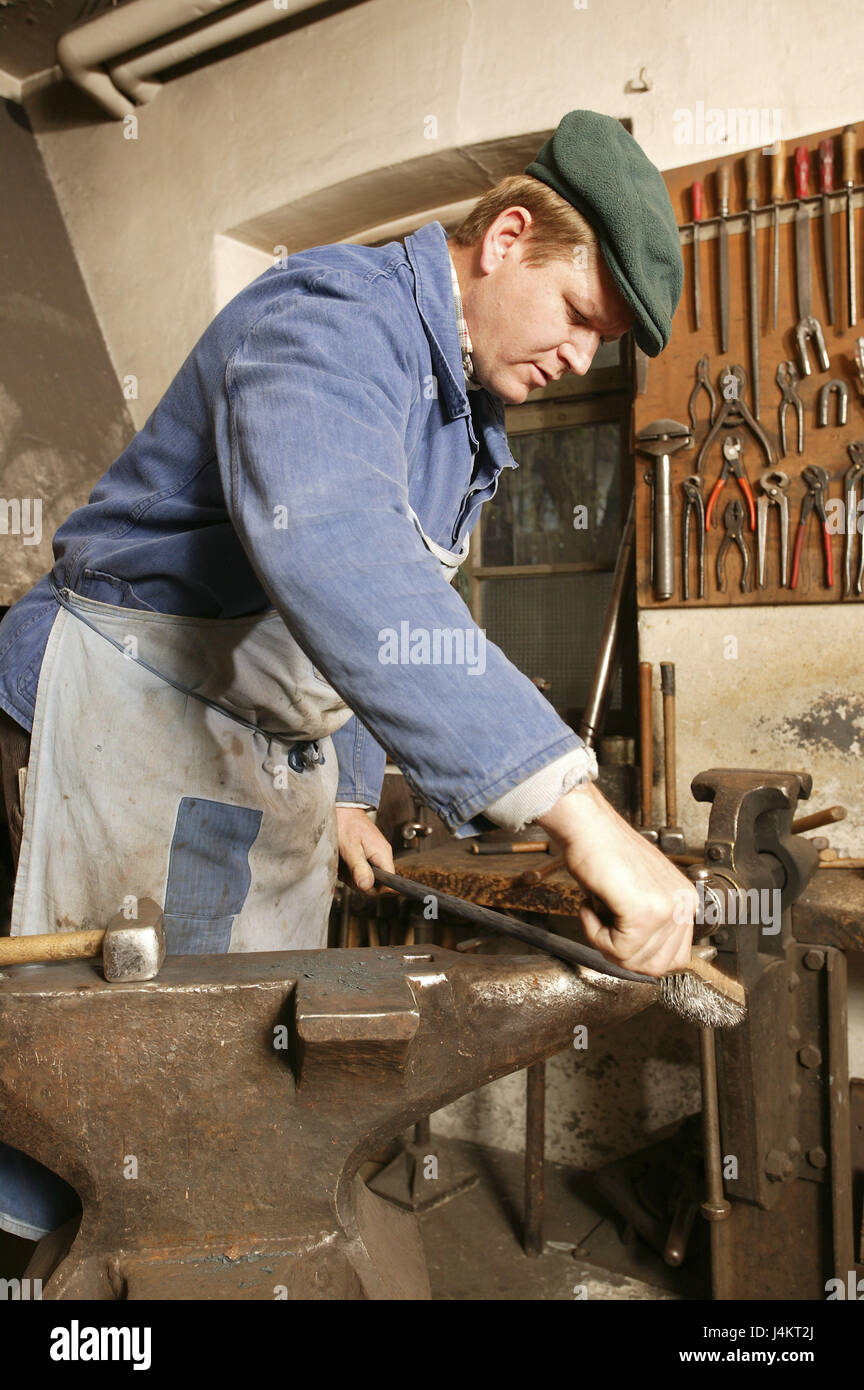 Garage, smith, anvil, manufacture, handrail smith-iron forges, man ...