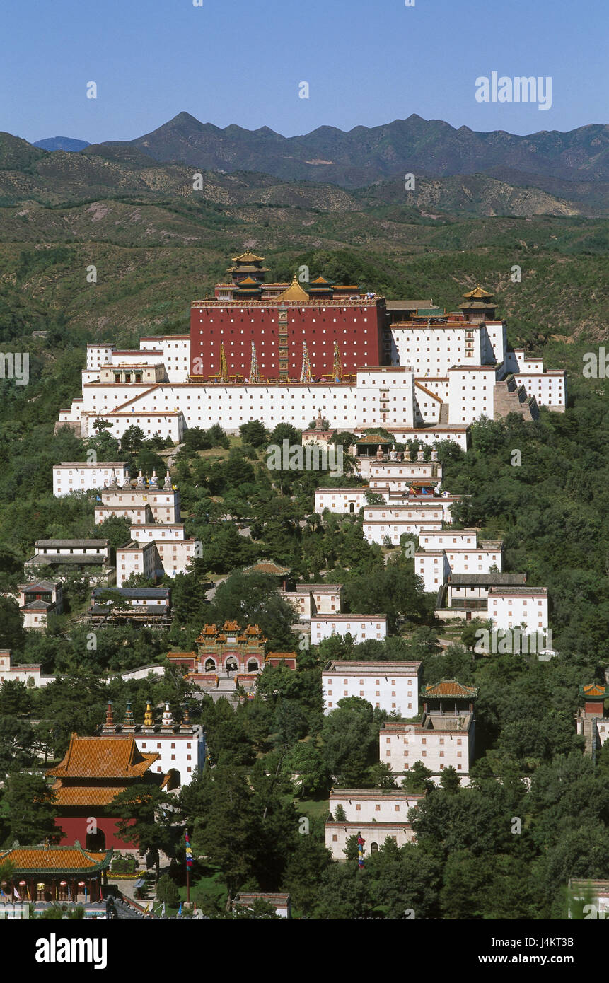 China hebei chengde temple potaraka hi-res stock photography and images ...