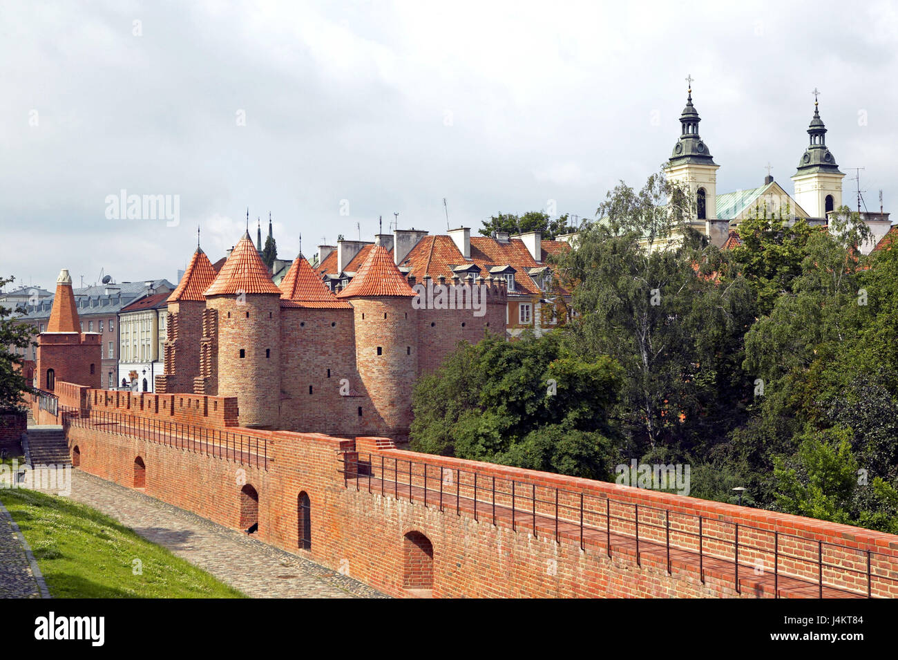 East wall warsaw hi-res stock photography and images - Alamy