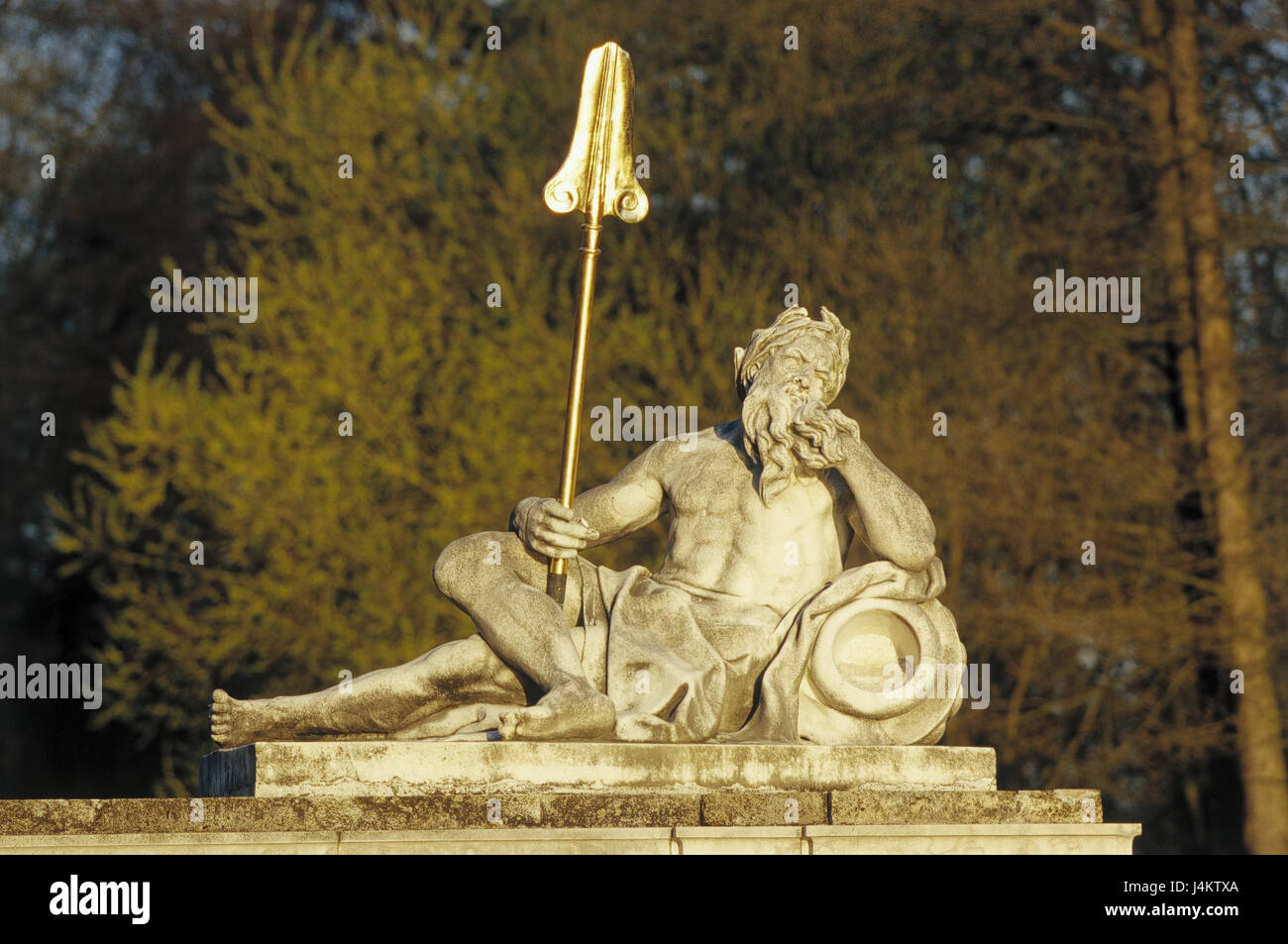 Germany, Bavaria, Munich, lock nymph castle, park, Zeus-Statue Europe ...