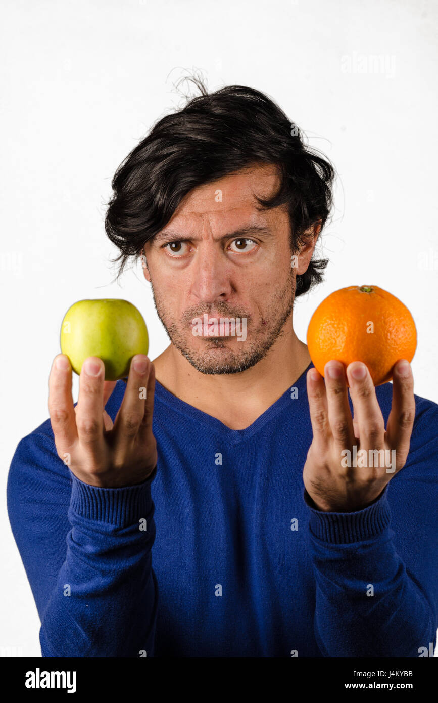 Comparing apple to oranges hi-res stock photography and images - Alamy