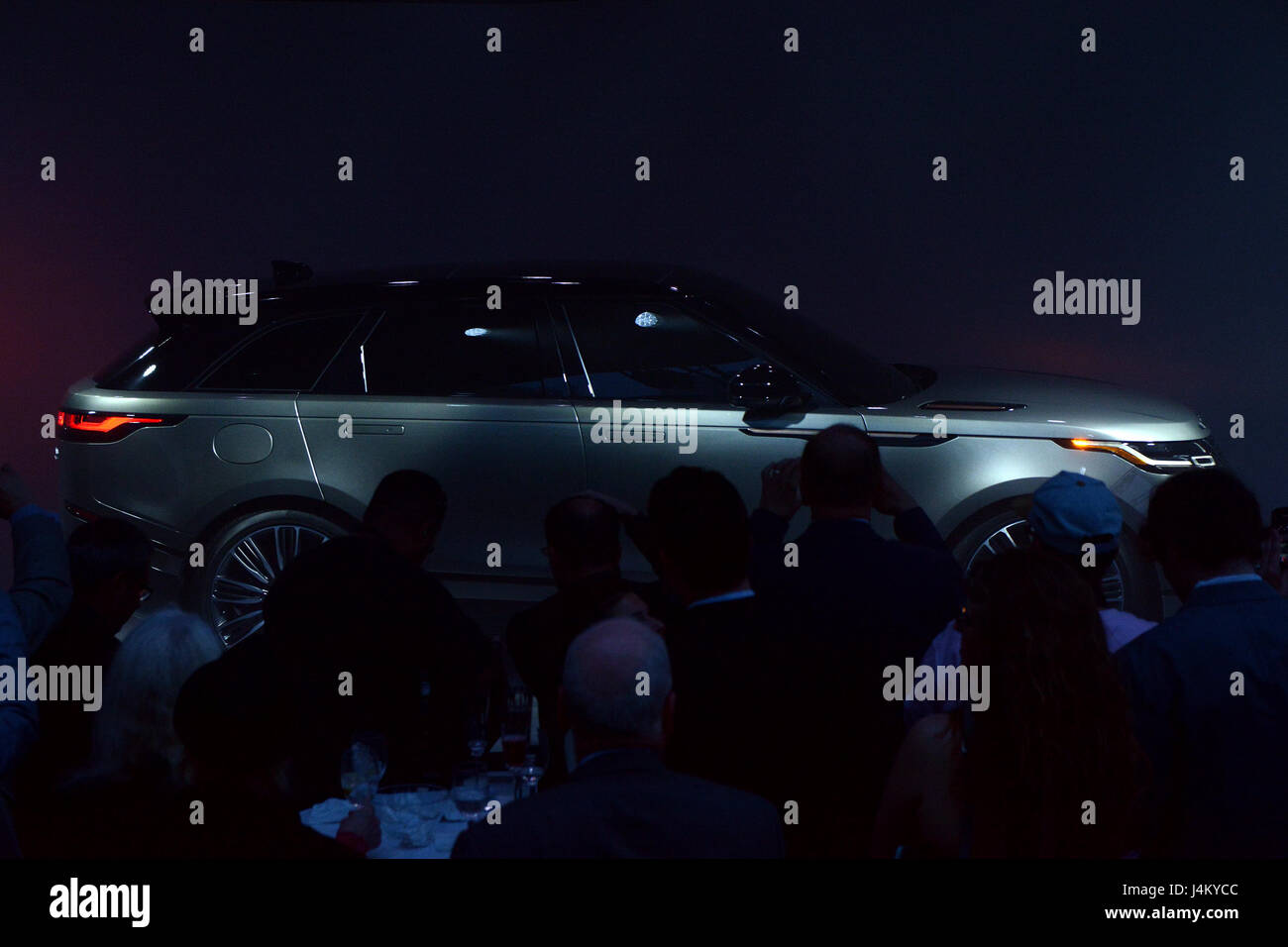 Land Rover North America Hosts The U.S. Debut Of The Range Rover Velar ...