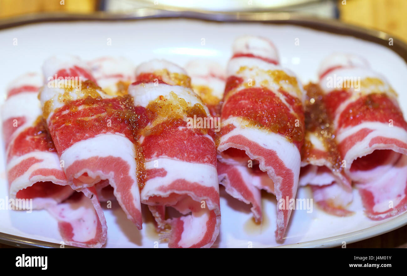 Beef shiso roll hi-res stock photography and images - Alamy