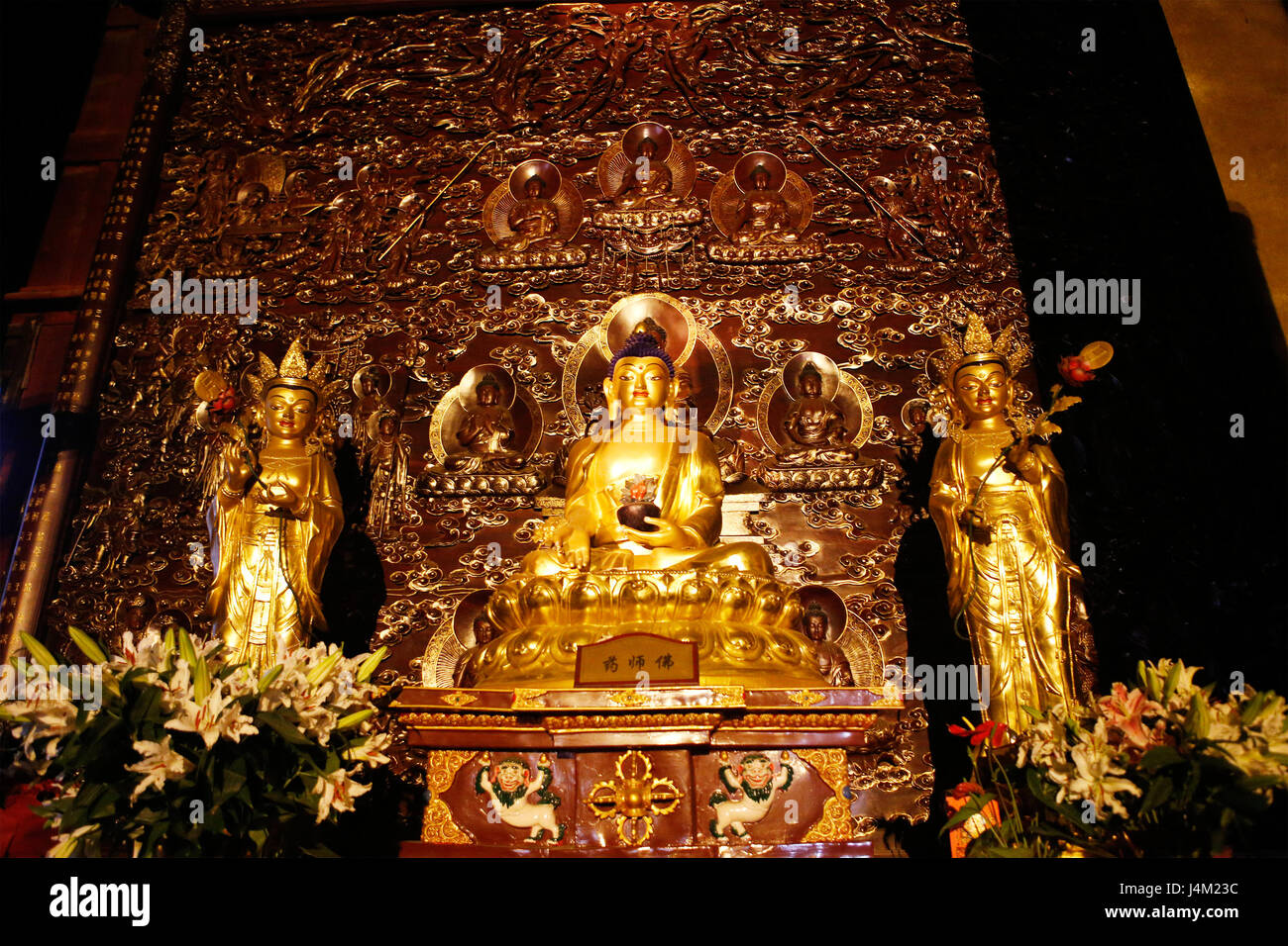 Shuanglin temple hi-res stock photography and images - Alamy