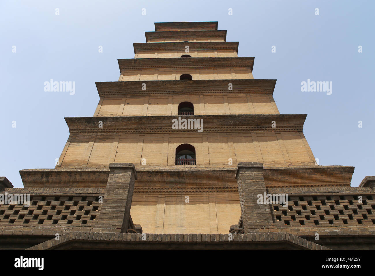 Giant Wild Goose Pagoda, Xian, China Stock Photo - Alamy