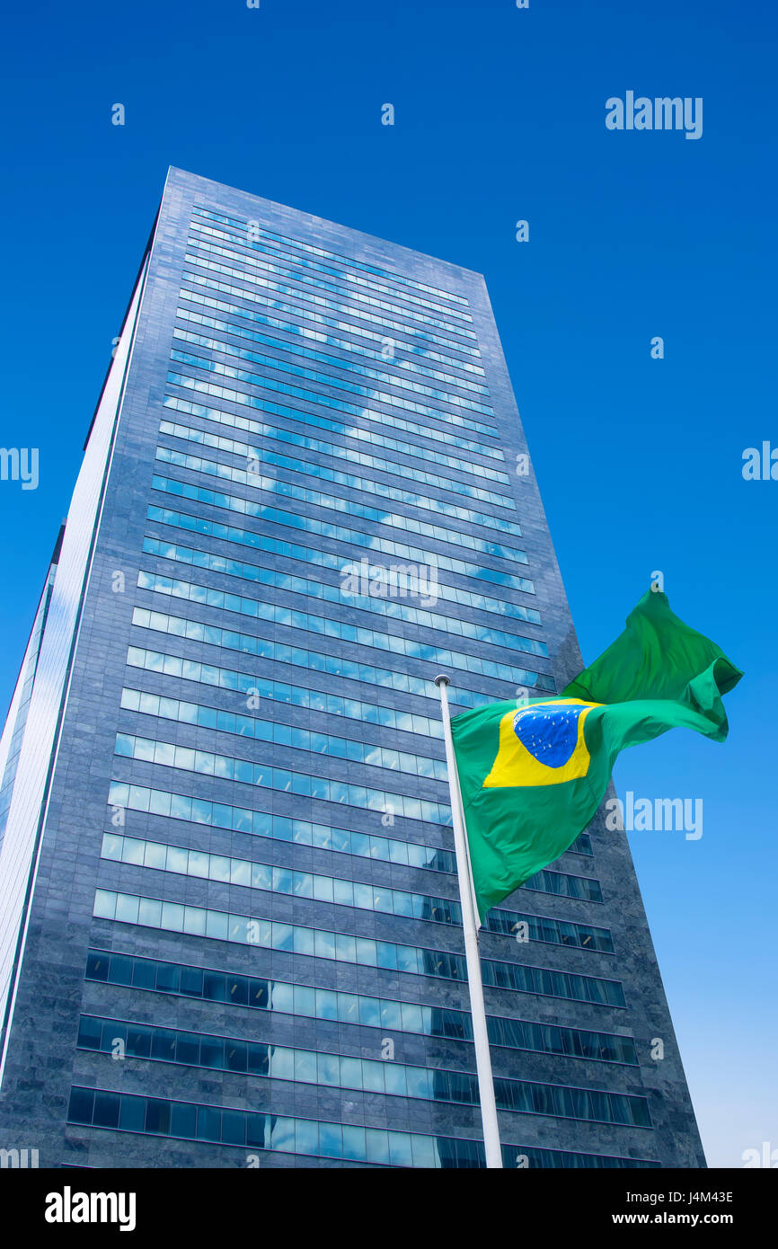 Office building in Rio de Janeiro downtown Stock Photo - Alamy