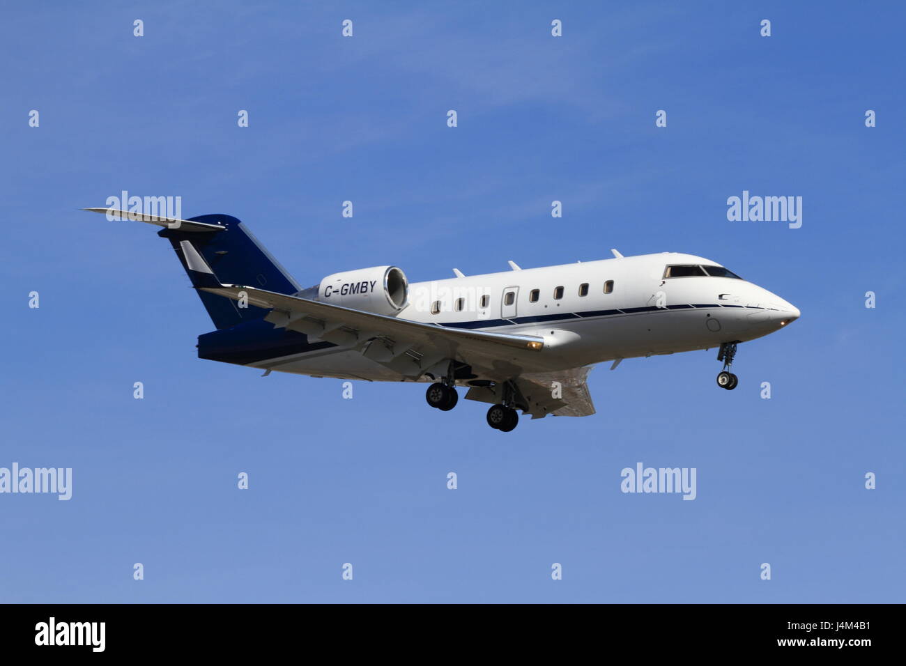 A bombardier Challenger private jet preparing to land at the Montreal ...