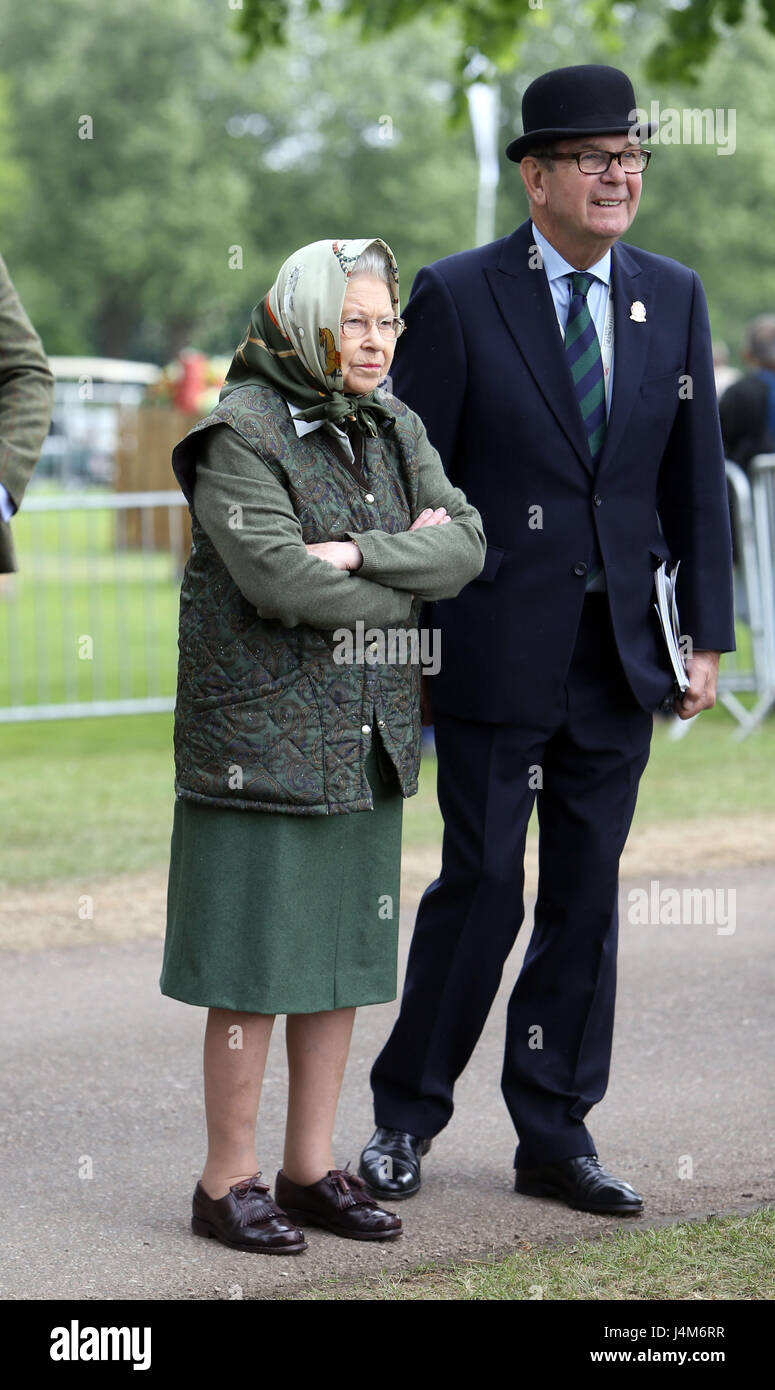 Queen Elizabeth II watches the Land Rover Driving Grand Prix with show ...