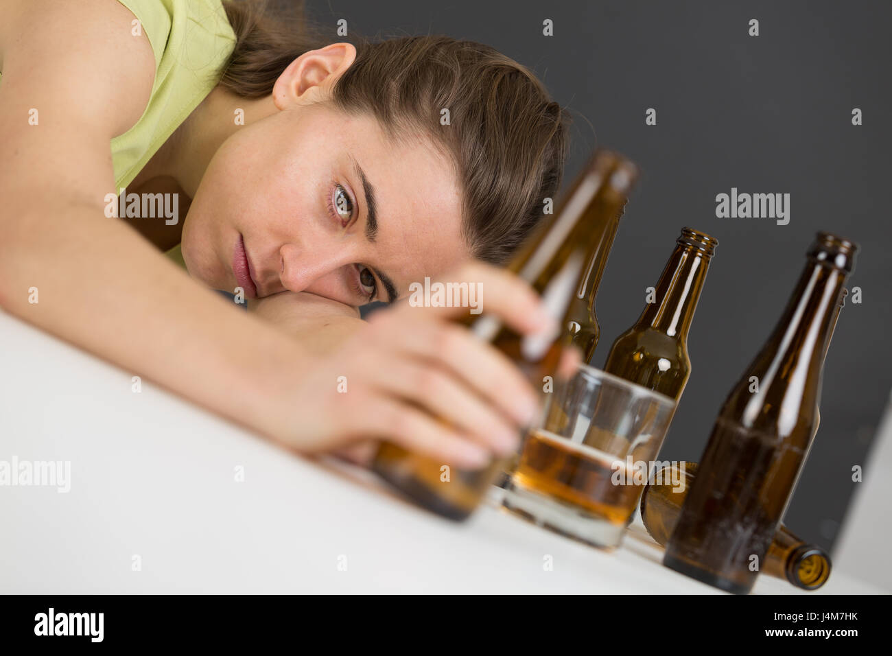 Drunk face expression hi-res stock photography and images - Alamy