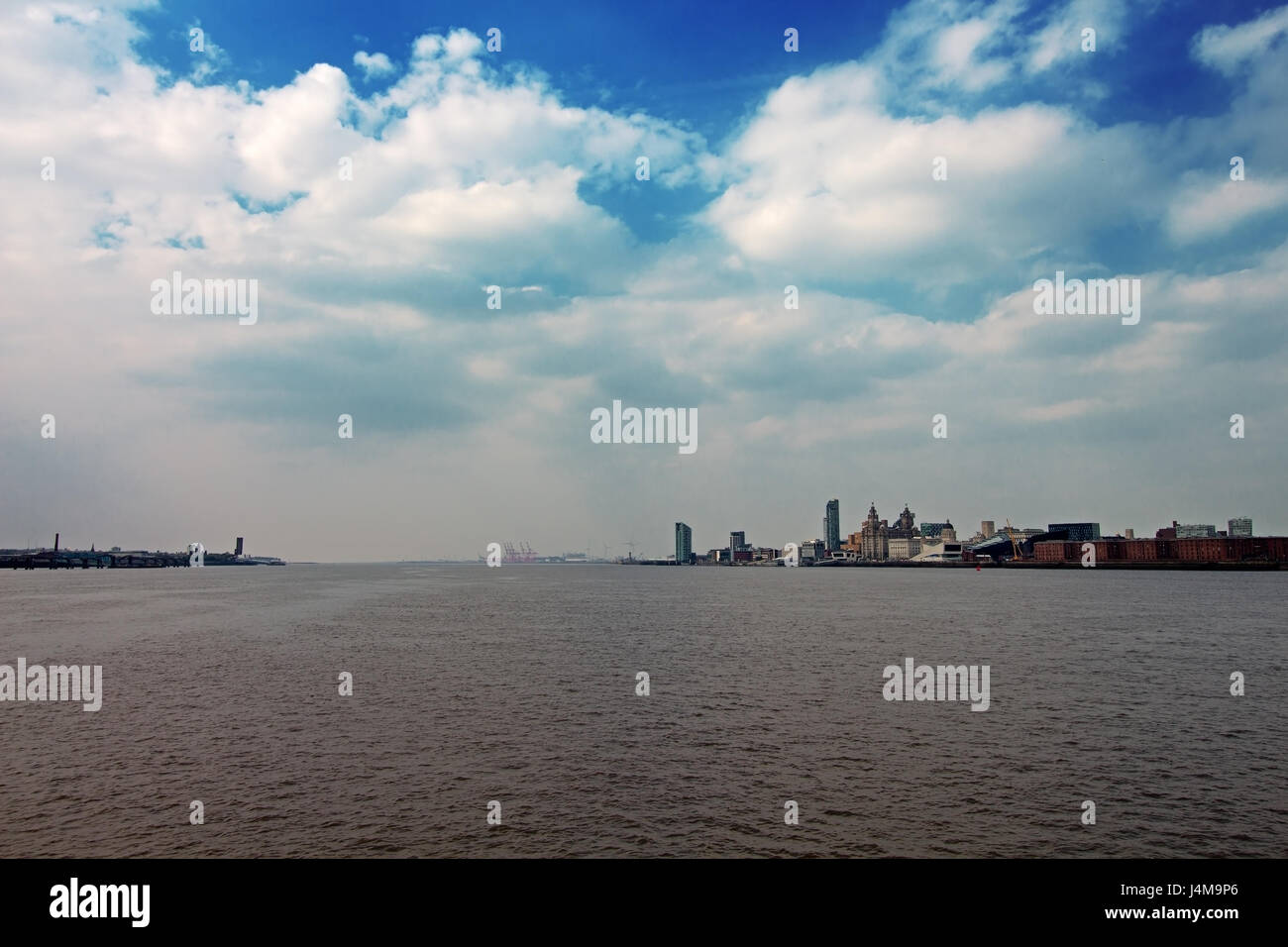 Wirral skyline hi-res stock photography and images - Alamy