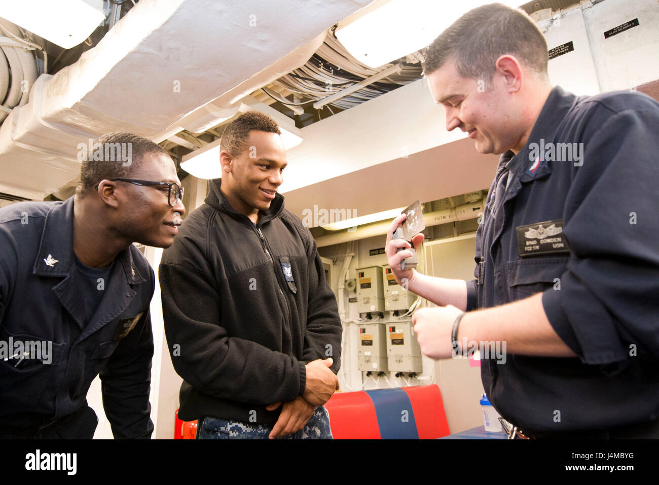 Cryptologic technician interpretive hi-res stock photography and images ...