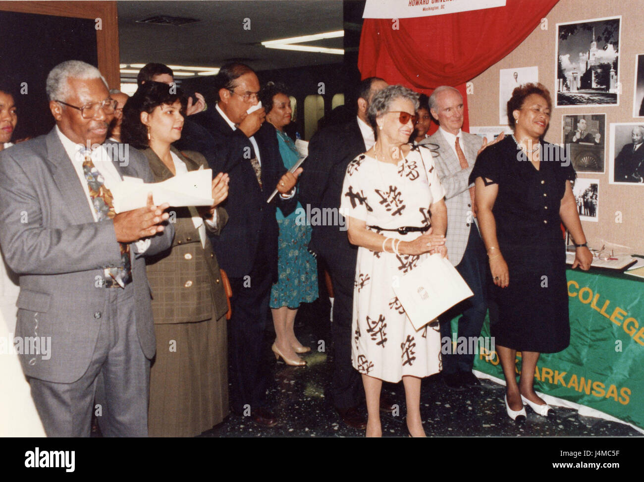 men and women clapping Stock Photo - Alamy